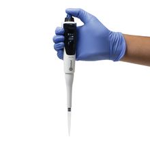 Jupiter Electronic Pipettor, 100 to 1,000 µL | Carolina Biological Supply