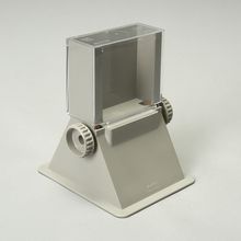 Slide Dispenser, Automatic | Carolina Biological Supply