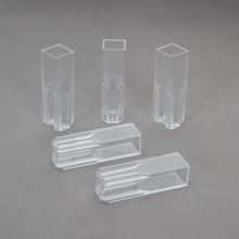 Plastic Micro Cuvette, Sterile, Pack of 25 | Carolina Biological Supply