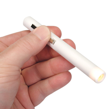 Disposable Penlight | Carolina Biological Supply