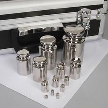 Carolina® Metric Weight Set, 1,000 g x 1 g | Carolina Biological Supply