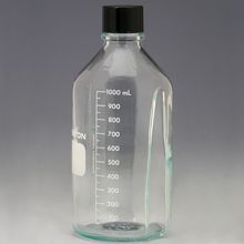 Glass Sampling Bottles | Carolina Biological Supply