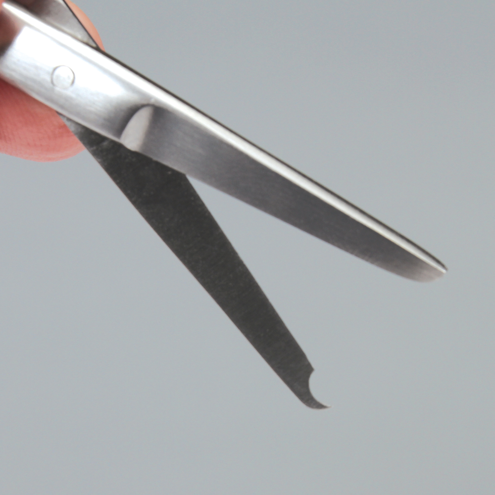 Stainless-Steel Suture Scissors | Carolina Biological Supply