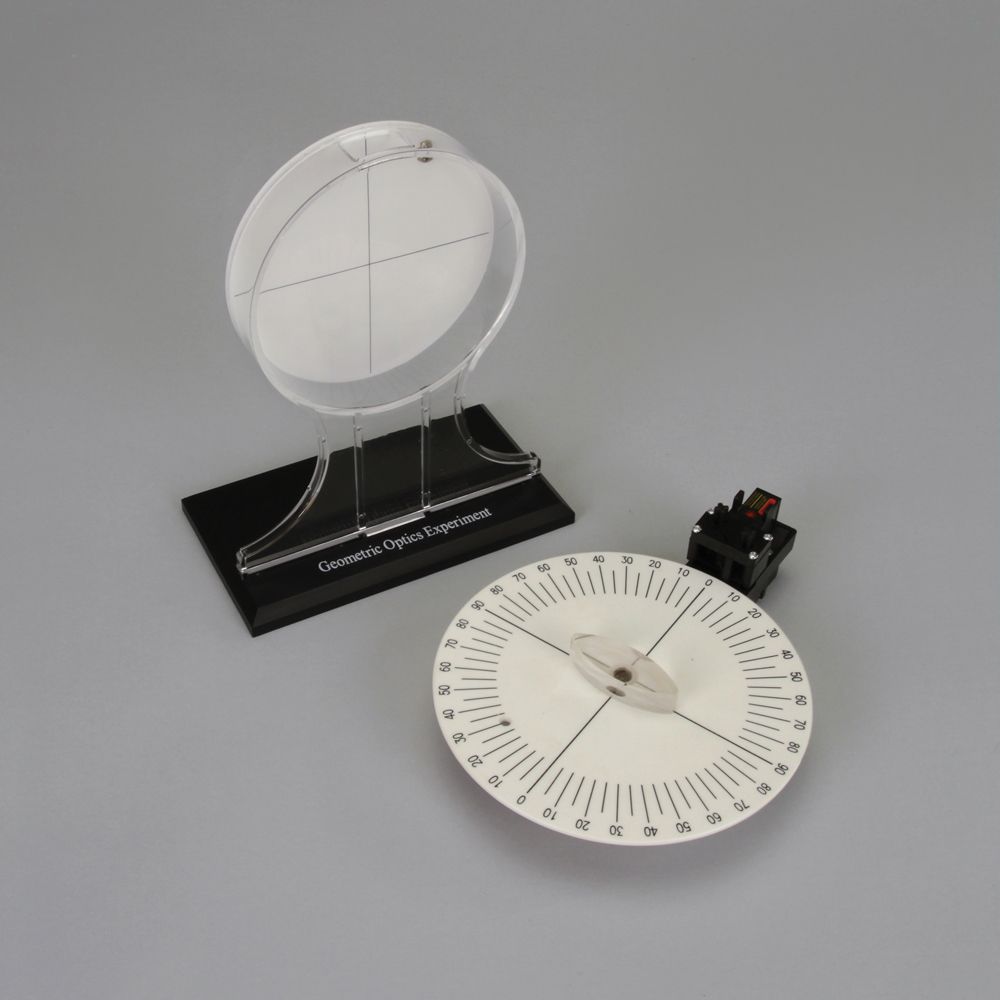 Laser Refraction Tank with Geometric Optics Board | Carolina Biological ...