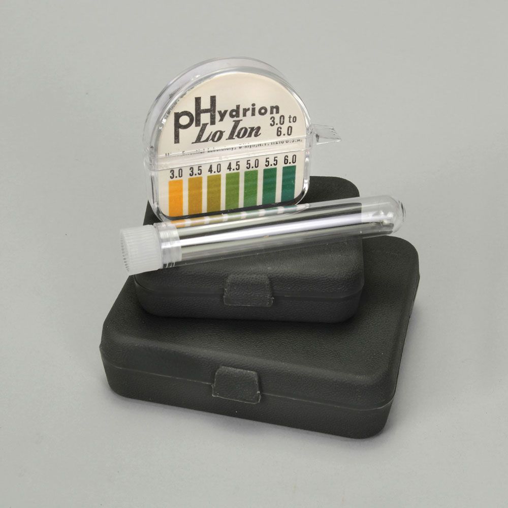 Hydrion® Lo Ion pH Test Kits | Carolina Biological Supply